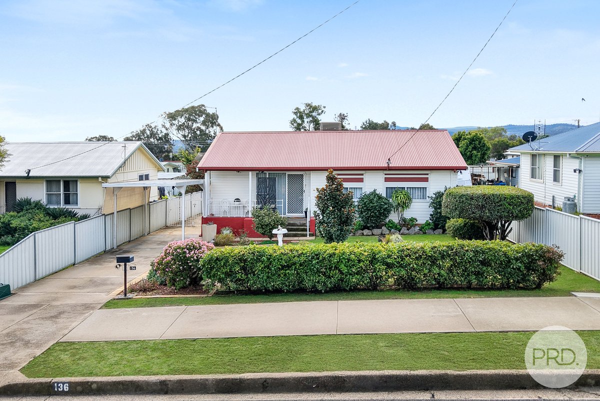 136 Robert Street, TAMWORTH NSW 2340