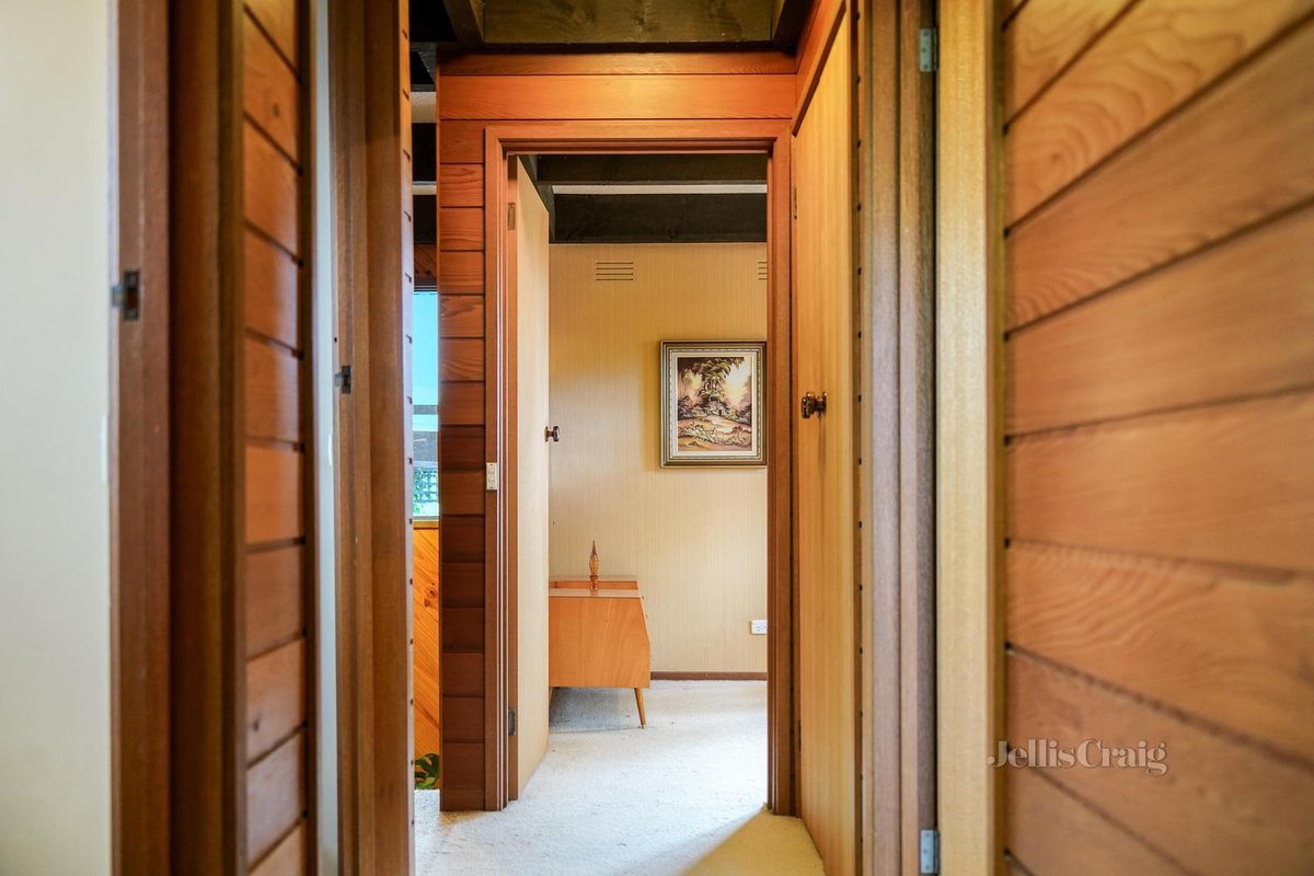 4-6 Brian Road, Woodend, VIC 3442 - House for Sale