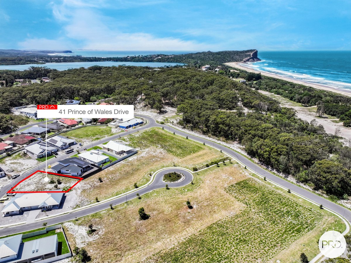 41 Prince of Wales Drive, DUNBOGAN NSW 2443