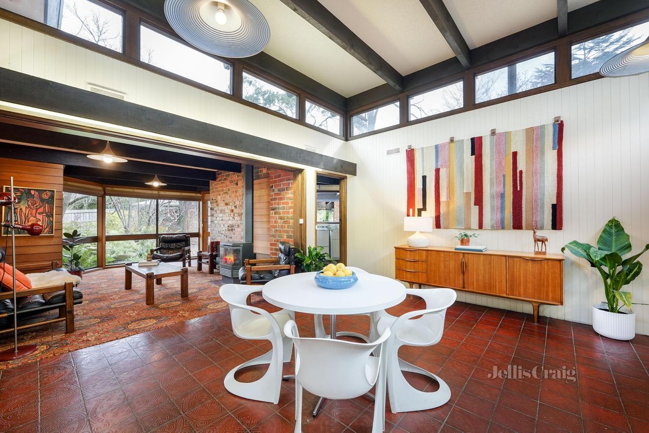 4-6 Brian Road, Woodend, VIC 3442 - House for Sale