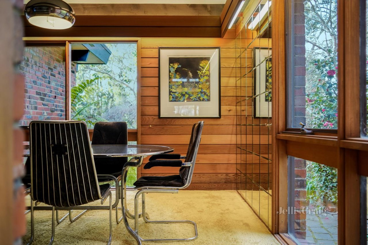 4-6 Brian Road, Woodend, VIC 3442 - House for Sale