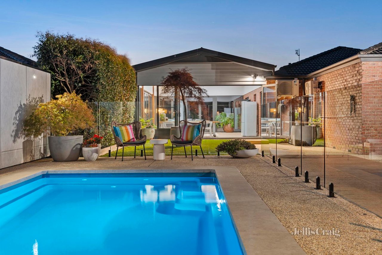 6 Pemberton Place, Miners Rest, VIC 3352 - House for Sale