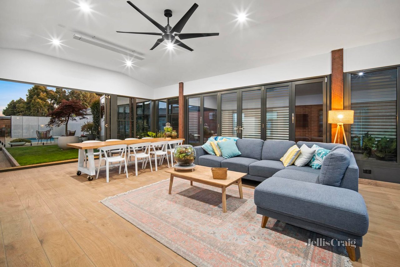 6 Pemberton Place, Miners Rest, VIC 3352 - House for Sale
