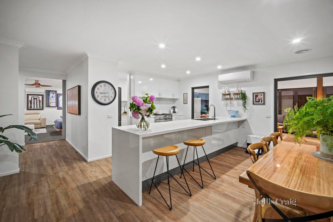 6 Pemberton Place, Miners Rest, VIC 3352 - House for Sale