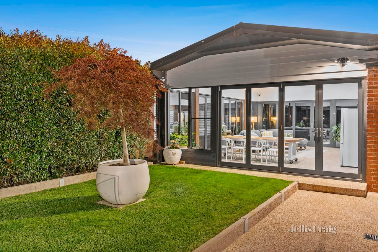 6 Pemberton Place, Miners Rest, VIC 3352 - House for Sale