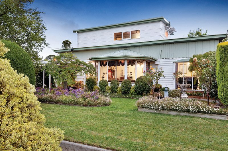 1 Leopold Street, ALFREDTON VIC 3350 - Buxton 2023