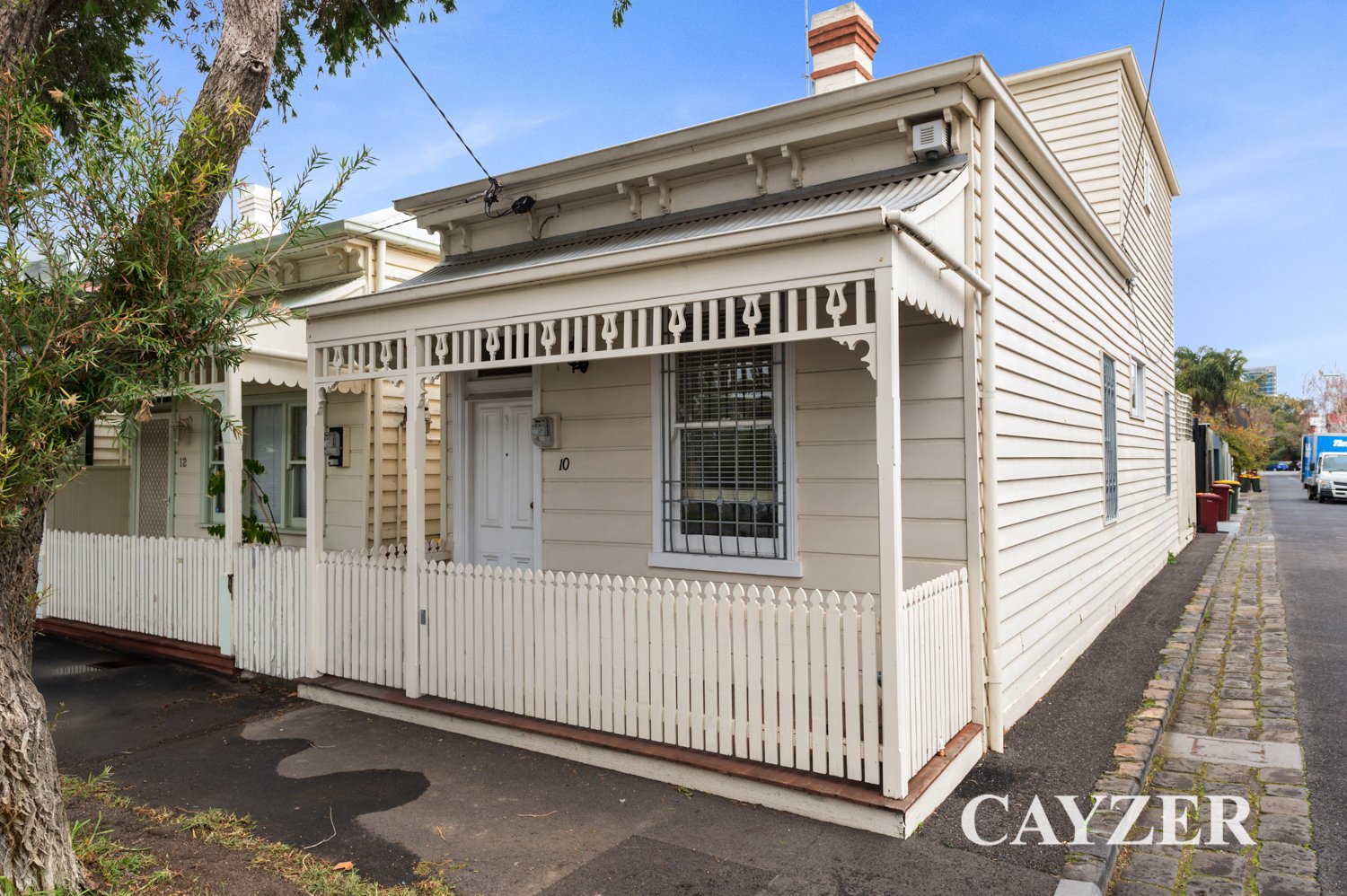 10 Durham Street, ALBERT PARK VIC 3206 - Buxton 2025