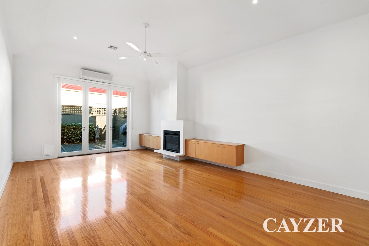 100 Merton Street, ALBERT PARK VIC 3206 - Buxton 2025