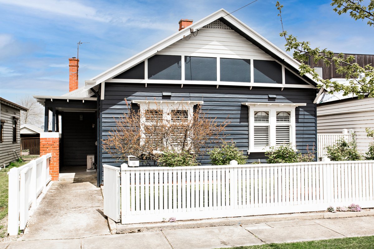 11 Nightingale Street, NEWINGTON VIC 3350 - Buxton 2022