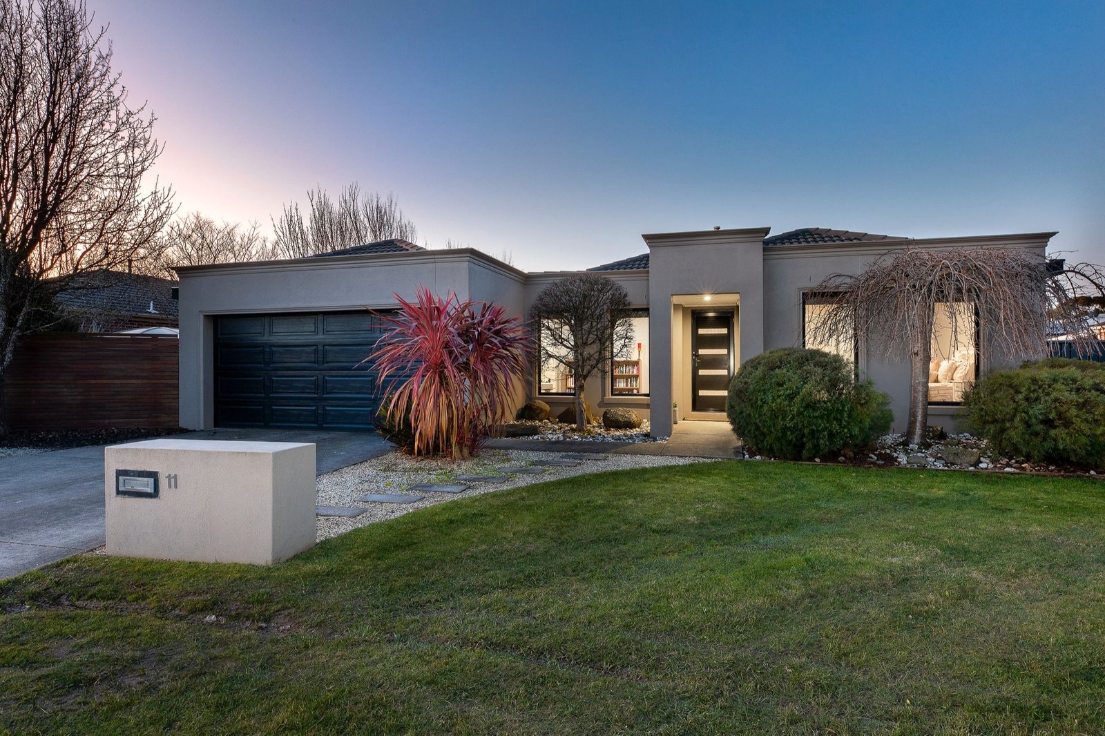 11 Suffolk Court, Alfredton VIC 3350 - Buxton 2023