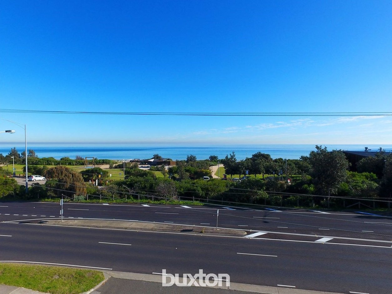 12 Nepean Highway, SEAFORD VIC 3198 - Buxton 2020