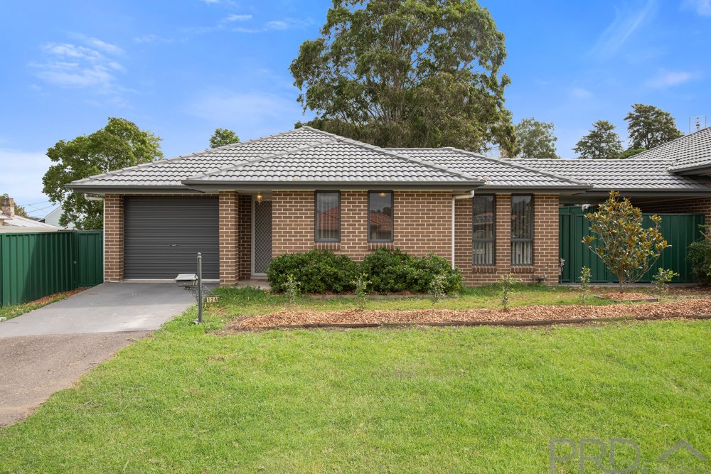 12A Devon Street, GRETA NSW 2334