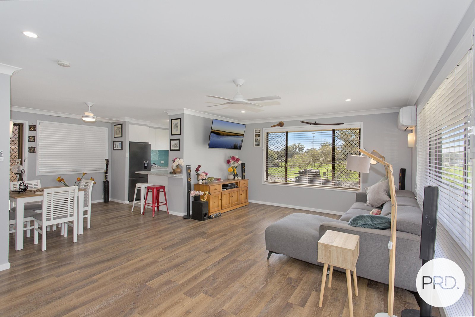 1/34 Lake Street, LAURIETON NSW 2443