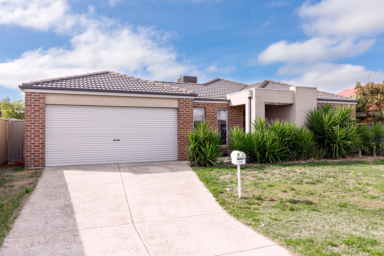 14 Manna Boulevard, DELACOMBE VIC 3356 - Buxton 2023