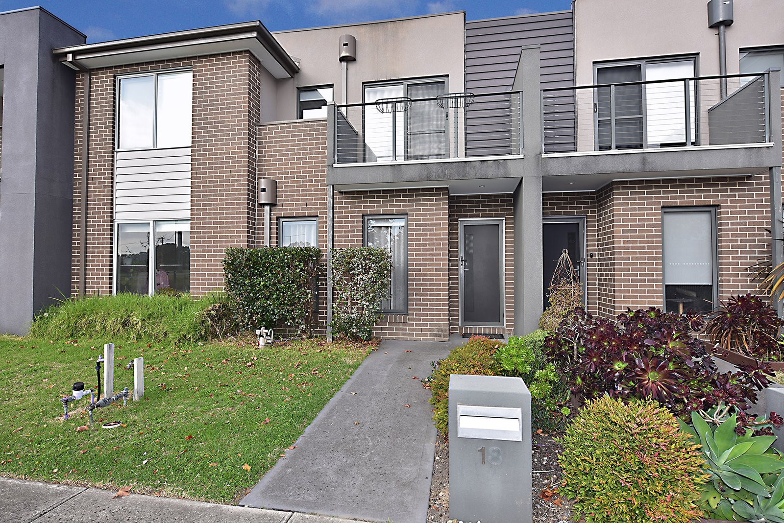 18 Minot Court, KEYSBOROUGH VIC 3173 - Buxton 2024