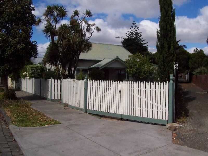 2 Coronation Street, KINGSVILLE VIC 3012 - Buxton 2024
