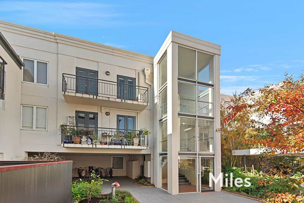 210/101 Grattan Street, Carlton - 2 bed, 1 bath Apartment for Lease