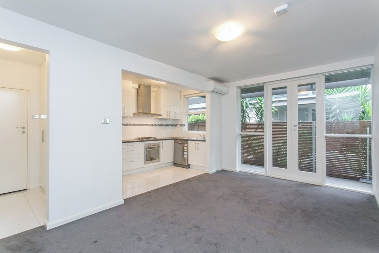 2/105-107 Park Street, St Kilda West VIC 3182 - Buxton 2026