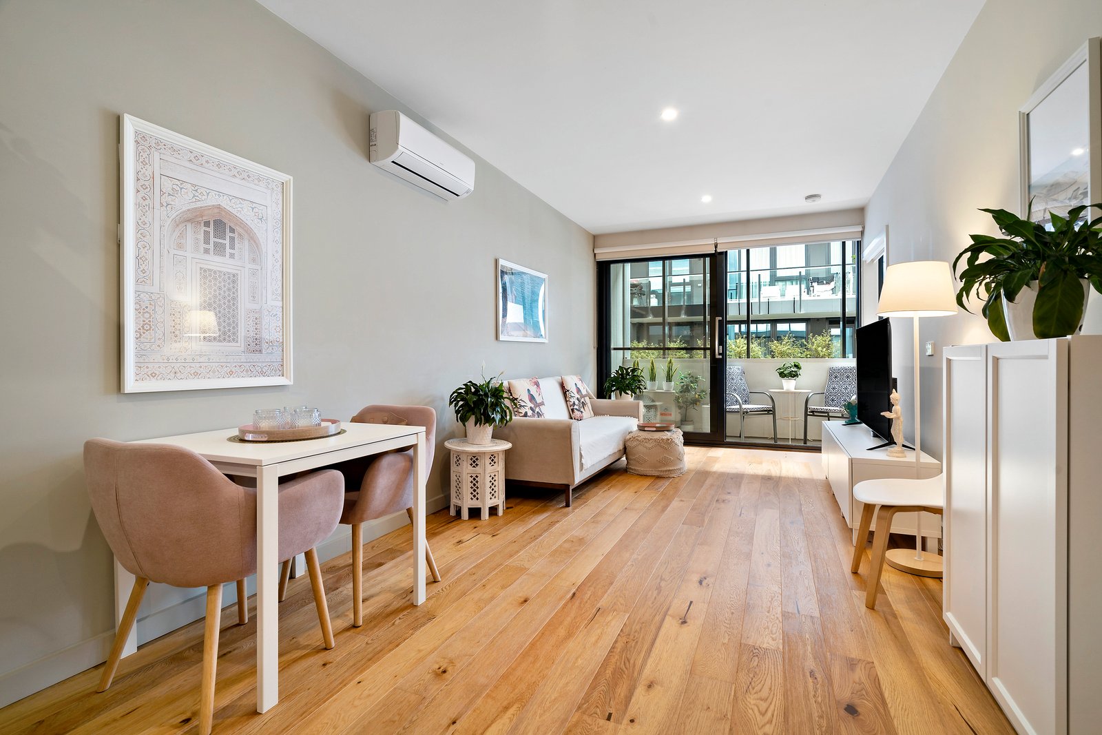 212/218 Bay Road, Sandringham VIC 3191 - Buxton 2023