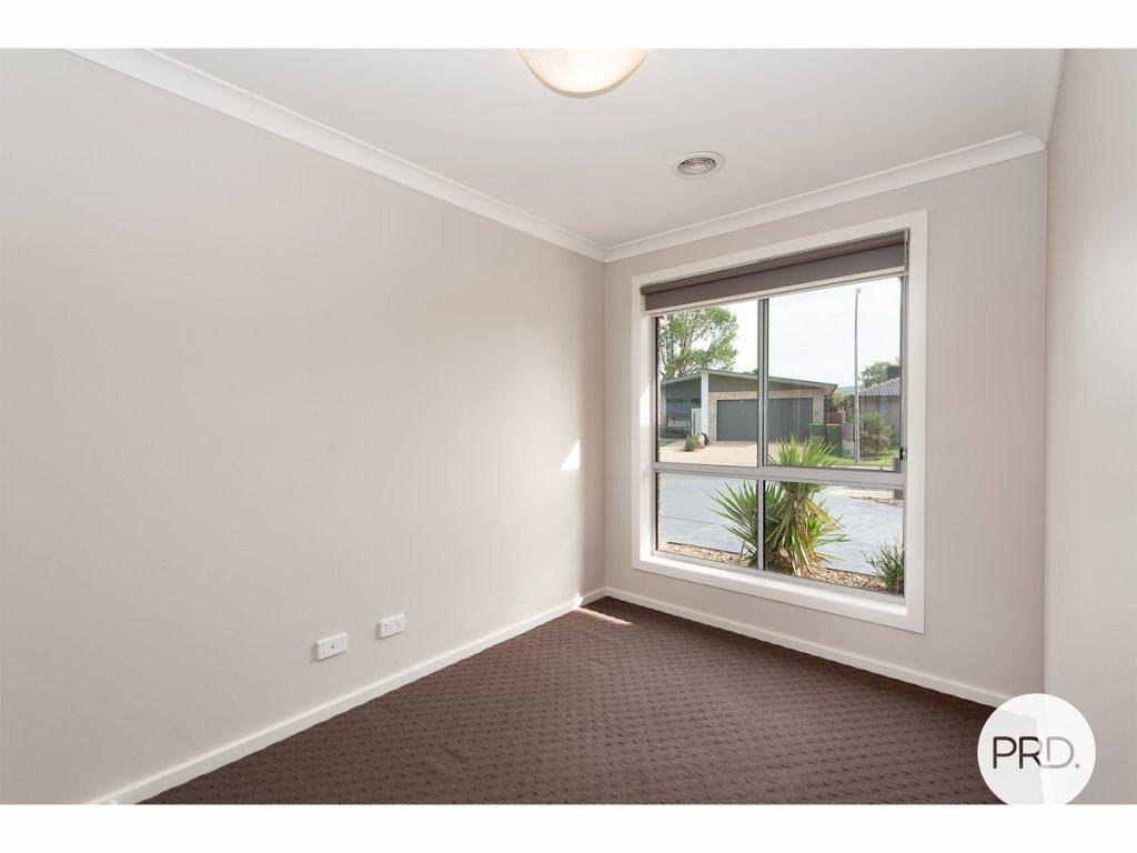 25 Mardross Court, NORTH ALBURY NSW 2640