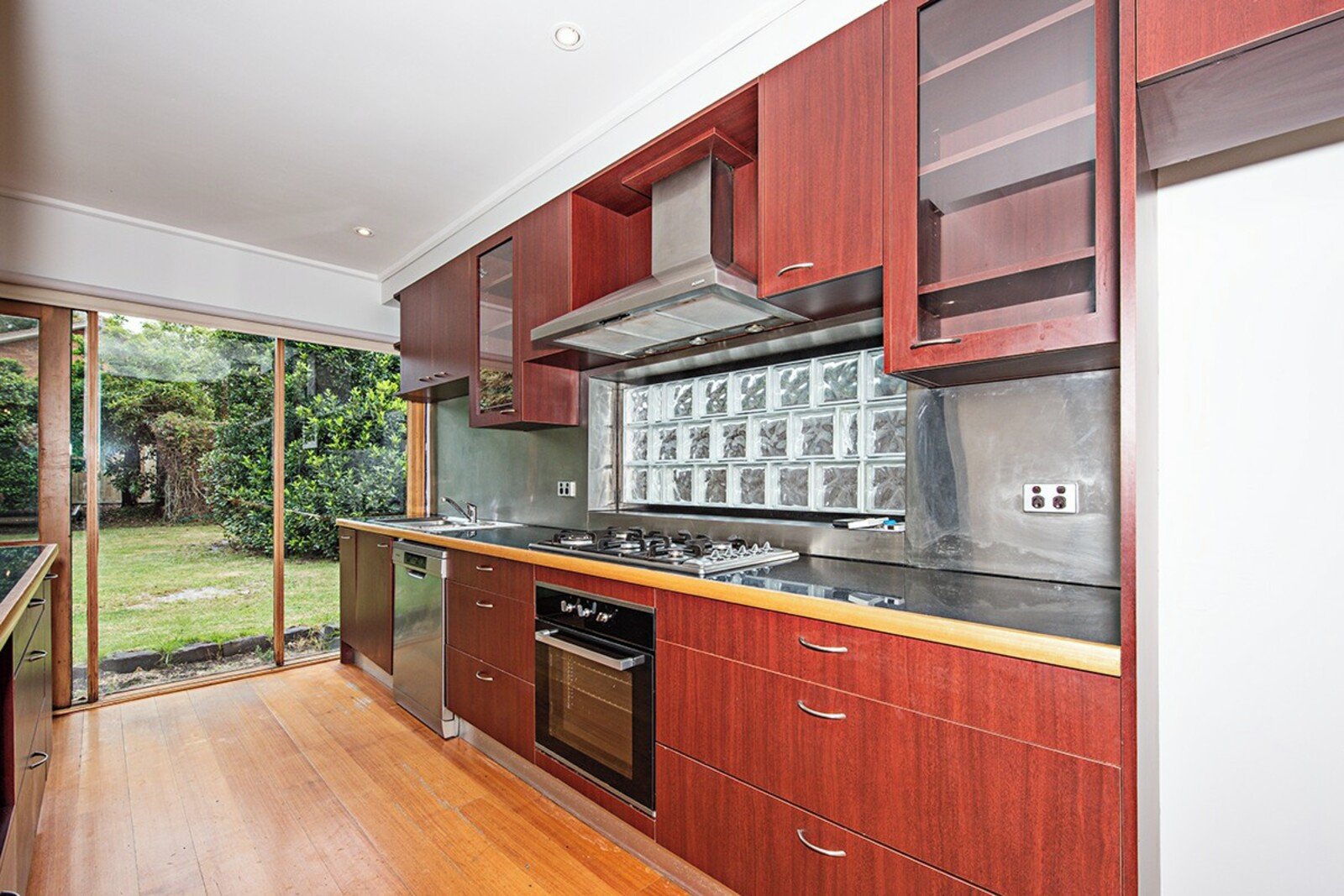 28 Olinda Street, Caulfield South VIC 3162 - Buxton 2026