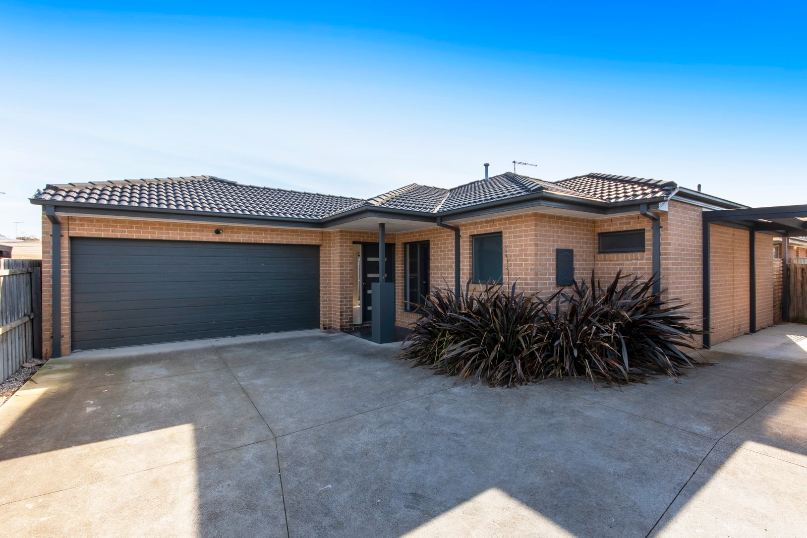 2/9 Warren Street, THOMSON VIC 3219 - Buxton 2024