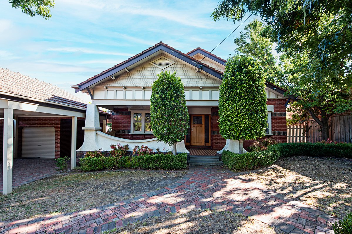 33 Britten Street, GLEN IRIS VIC 3146 - Buxton 2024