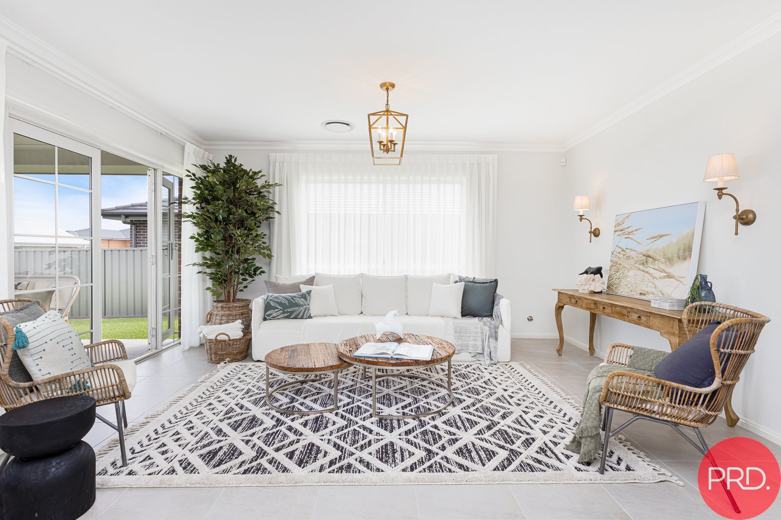 34 Springfield Drive, LOCHINVAR NSW 2321