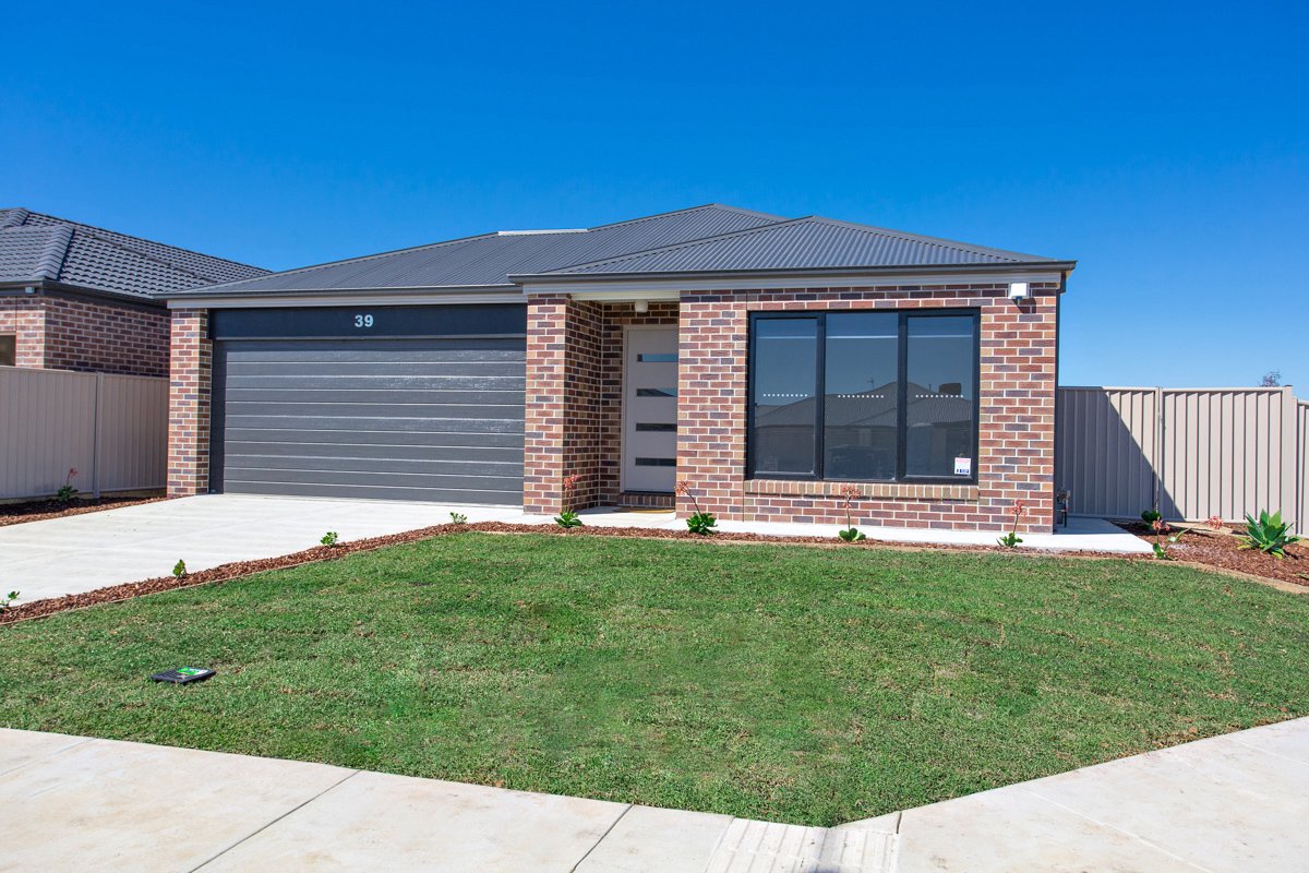 39 Wedge Tail Drive, Winter Valley VIC 3358 - Buxton 2023