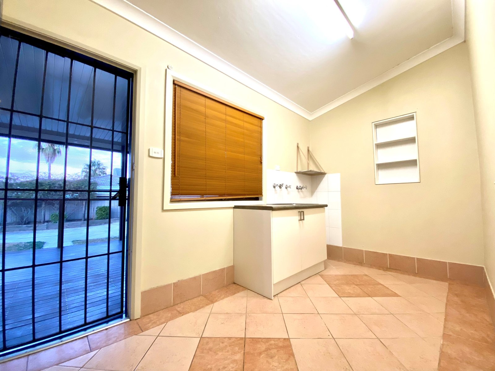 40 Kathleen Street TAMWORTH NSW 2340