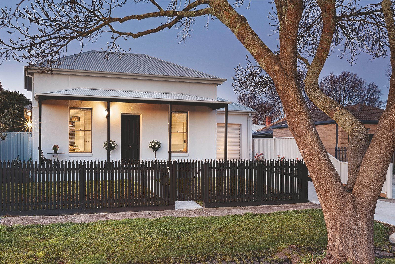 5 Urquhart Street, BALLARAT CENTRAL VIC 3350 - Buxton 2023