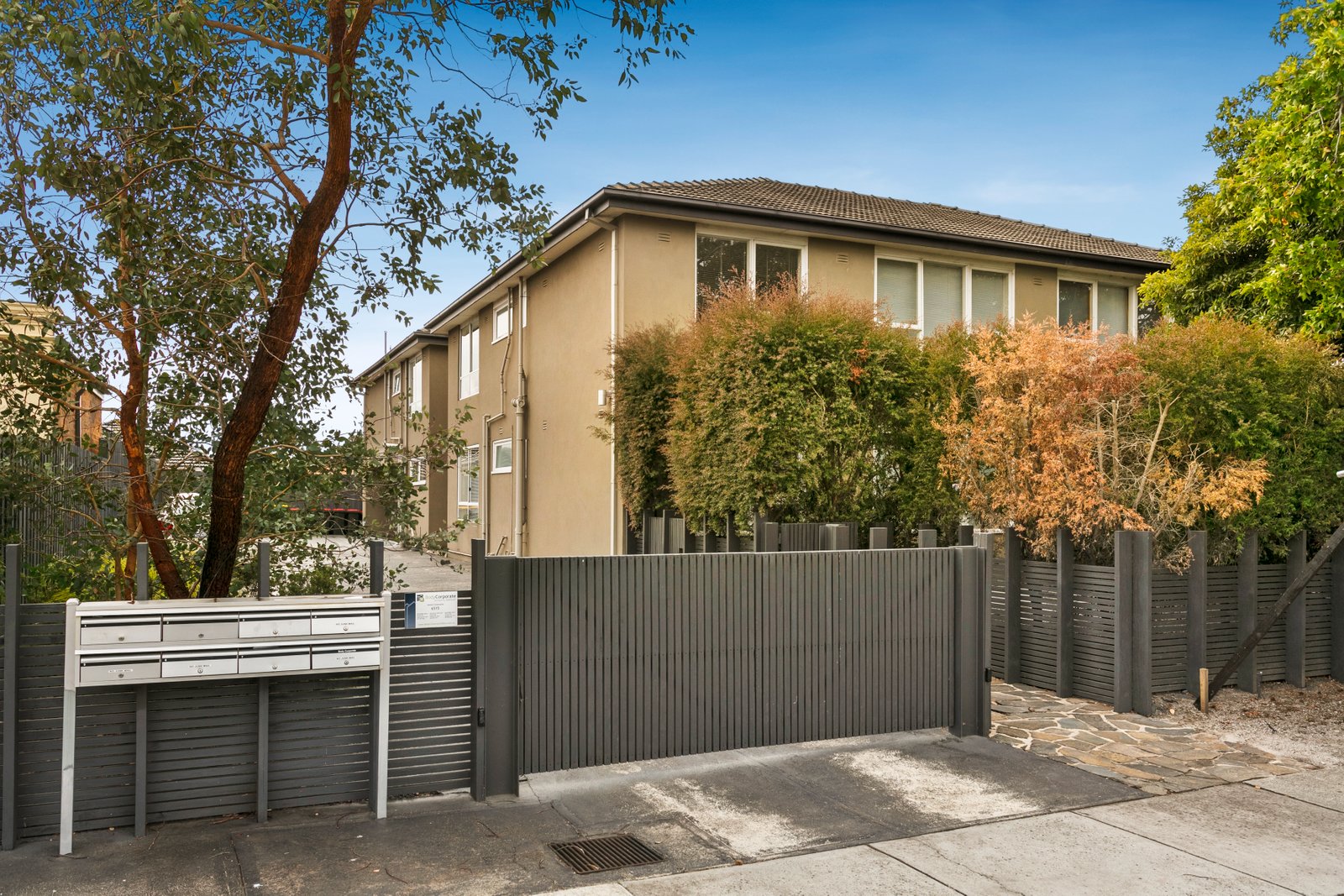 6/27 Ross Street, HUNTINGDALE VIC 3166 - Buxton 2023