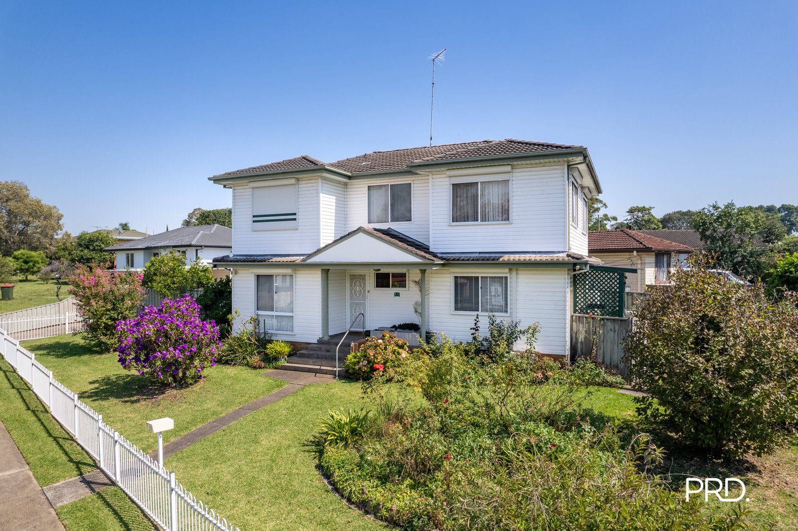 8 Lessing Street, EMERTON NSW 2770