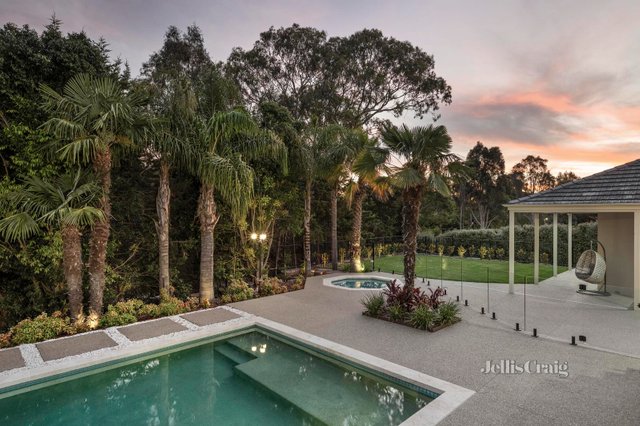 10 Lakeside Drive, Lower Plenty, VIC 3093 - House for Sale