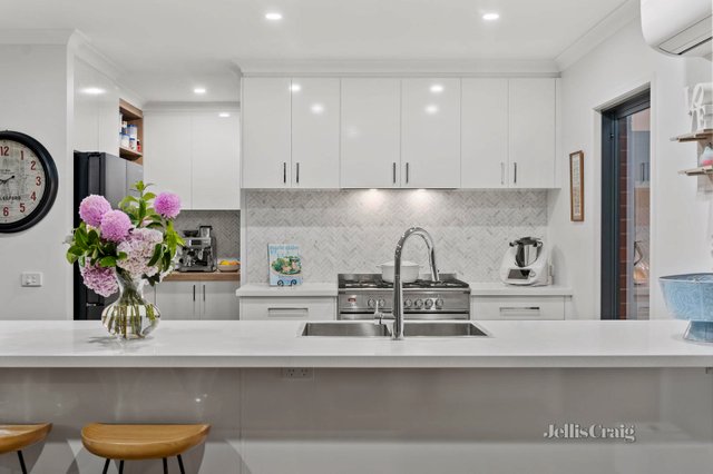 6 Pemberton Place, Miners Rest, VIC 3352 - House for Sale