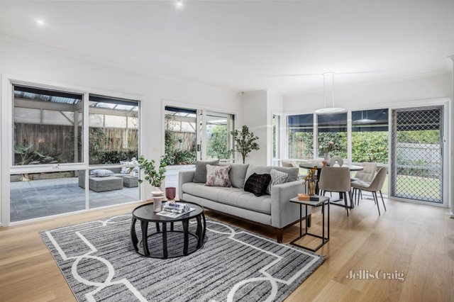 60 Taparoo Road, Templestowe, VIC 3106 - House for Sale