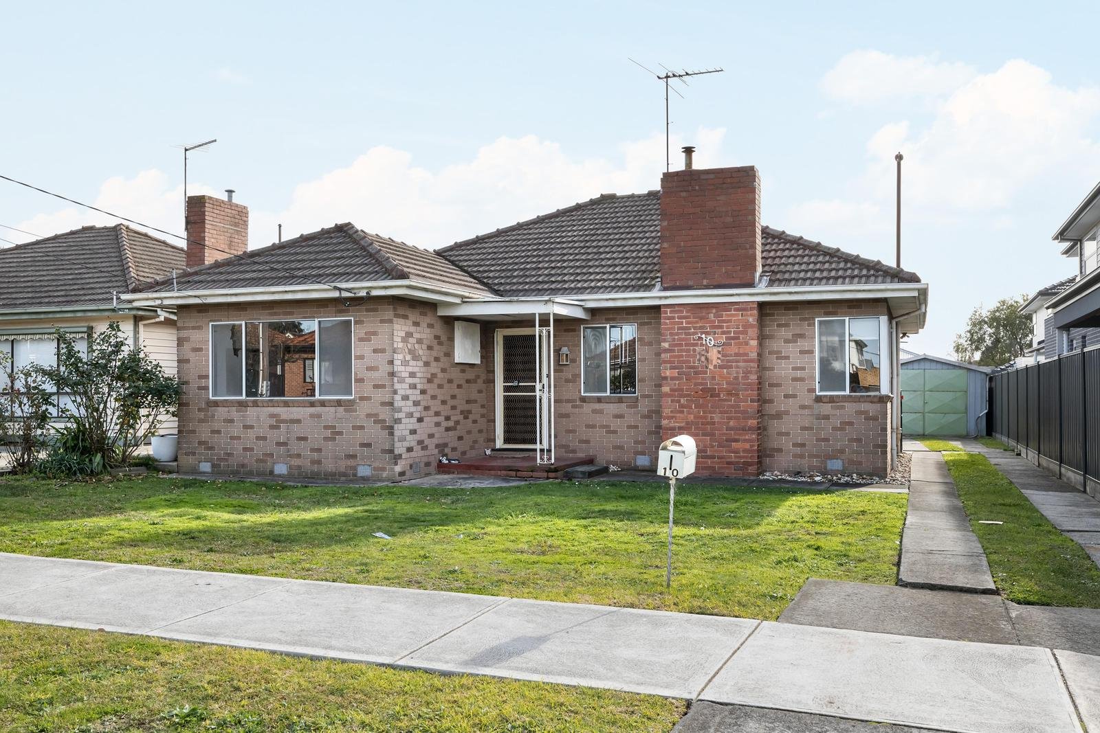 10 Wicklow Street, Pascoe Vale VIC 3044