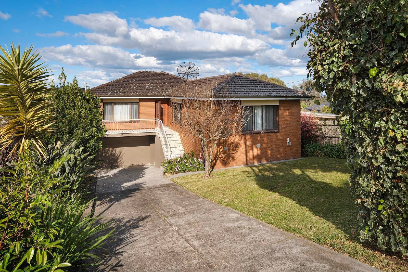 102 Darebin Boulevard, Reservoir VIC 3073