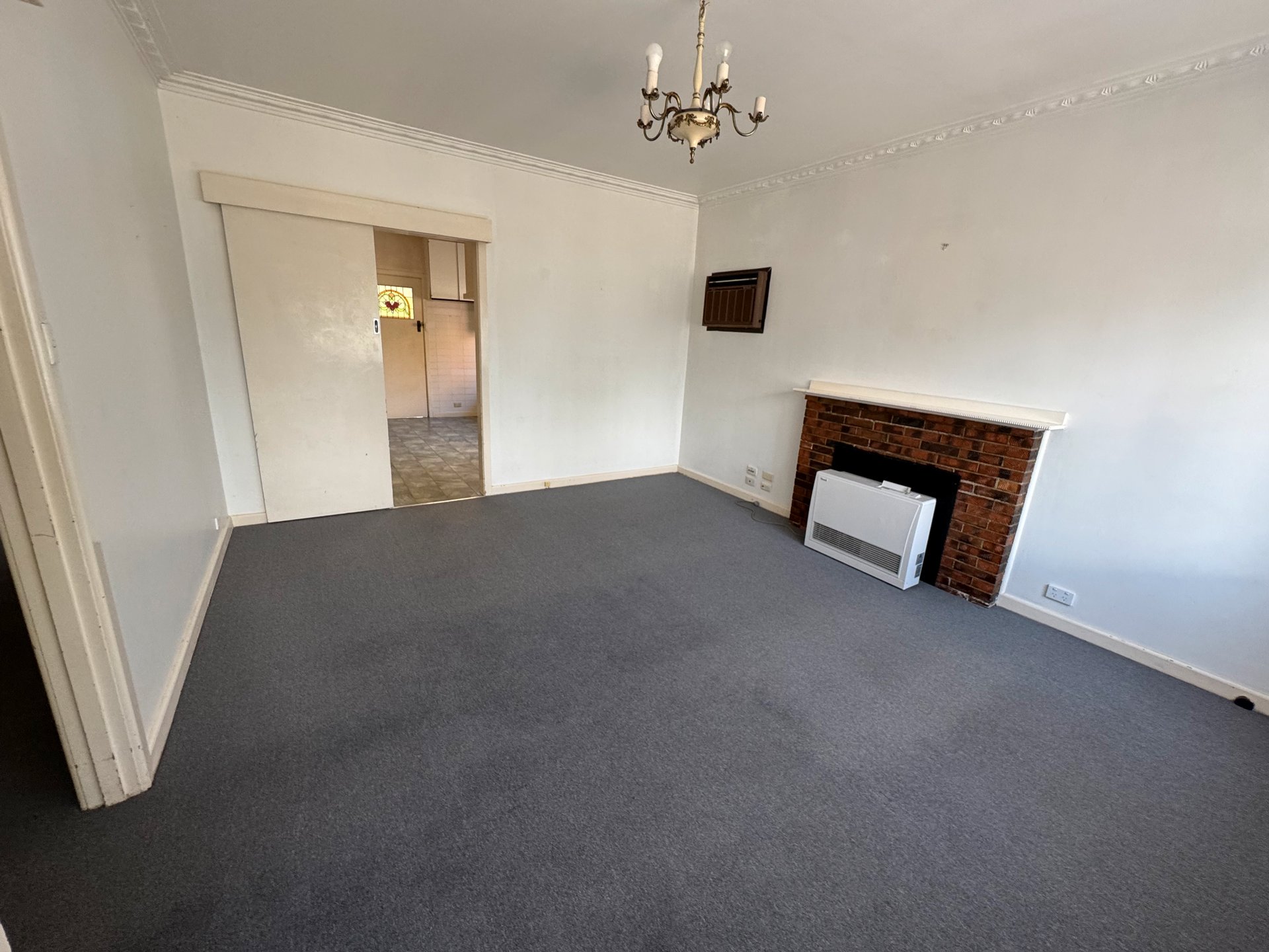 102A Hoffmans Road, Essendon VIC 3040