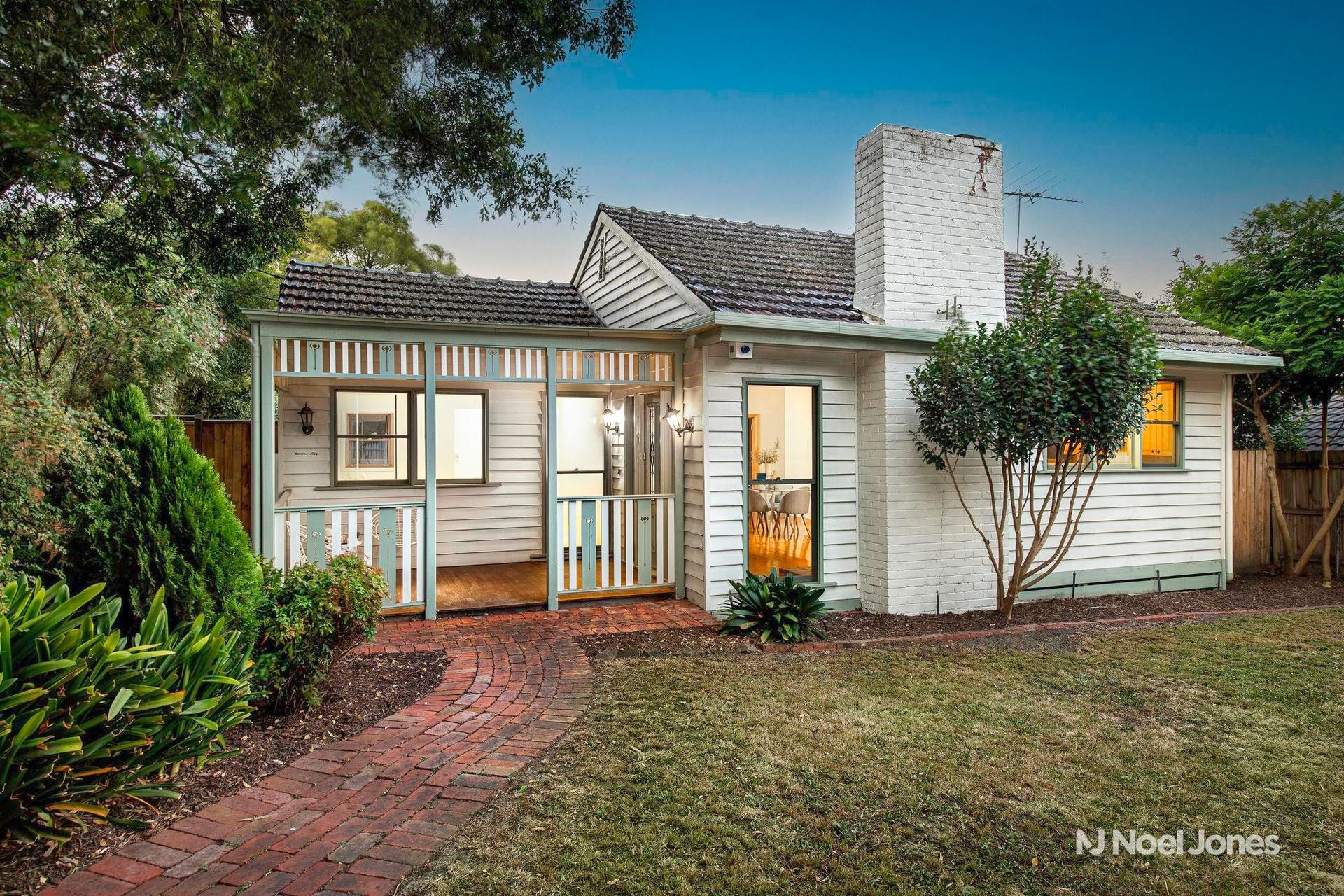 11 Knaith Road, RINGWOOD EAST VIC 3135 - Noel Jones