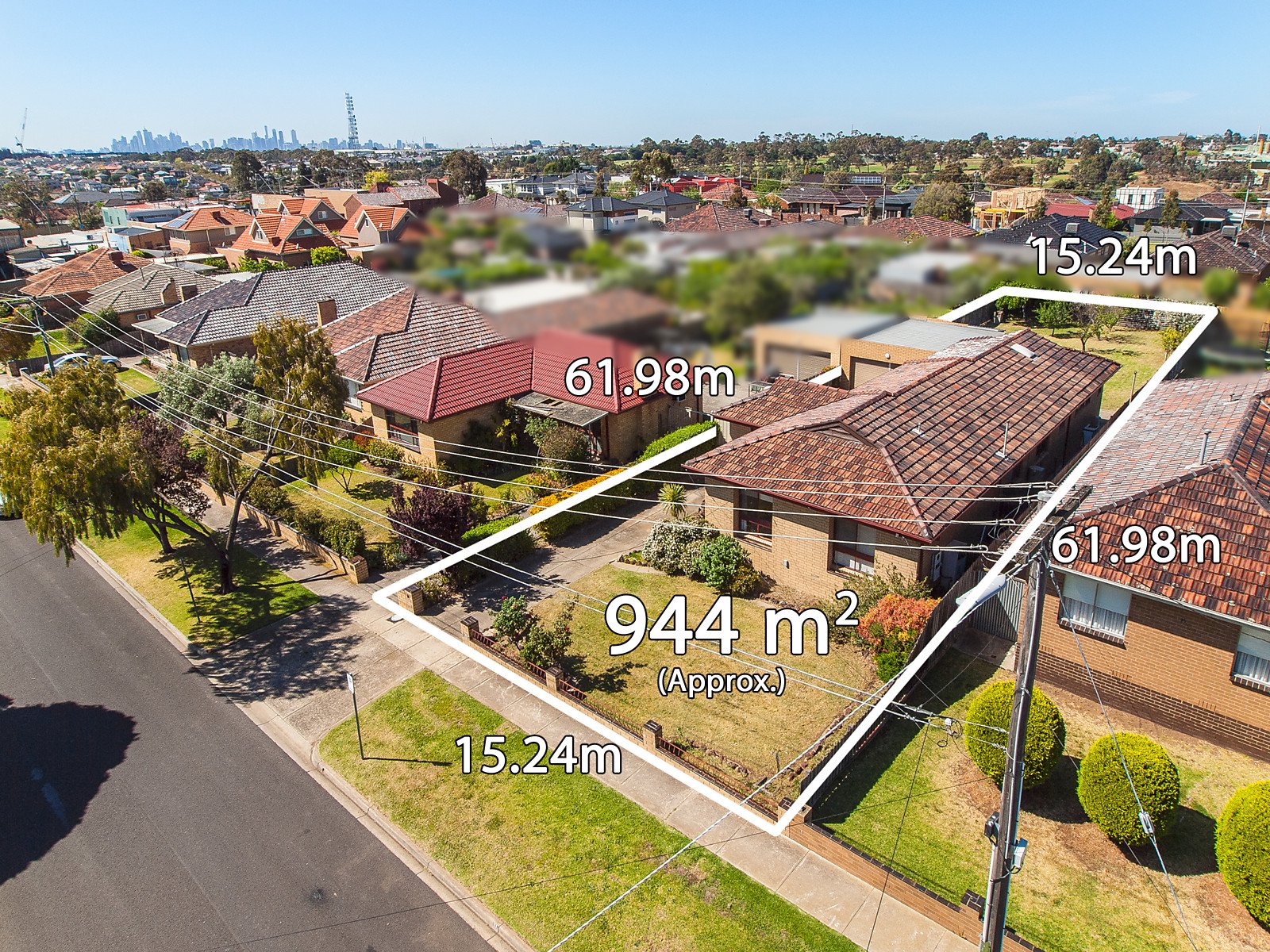 11 Riverside Avenue, Avondale Heights VIC 3034