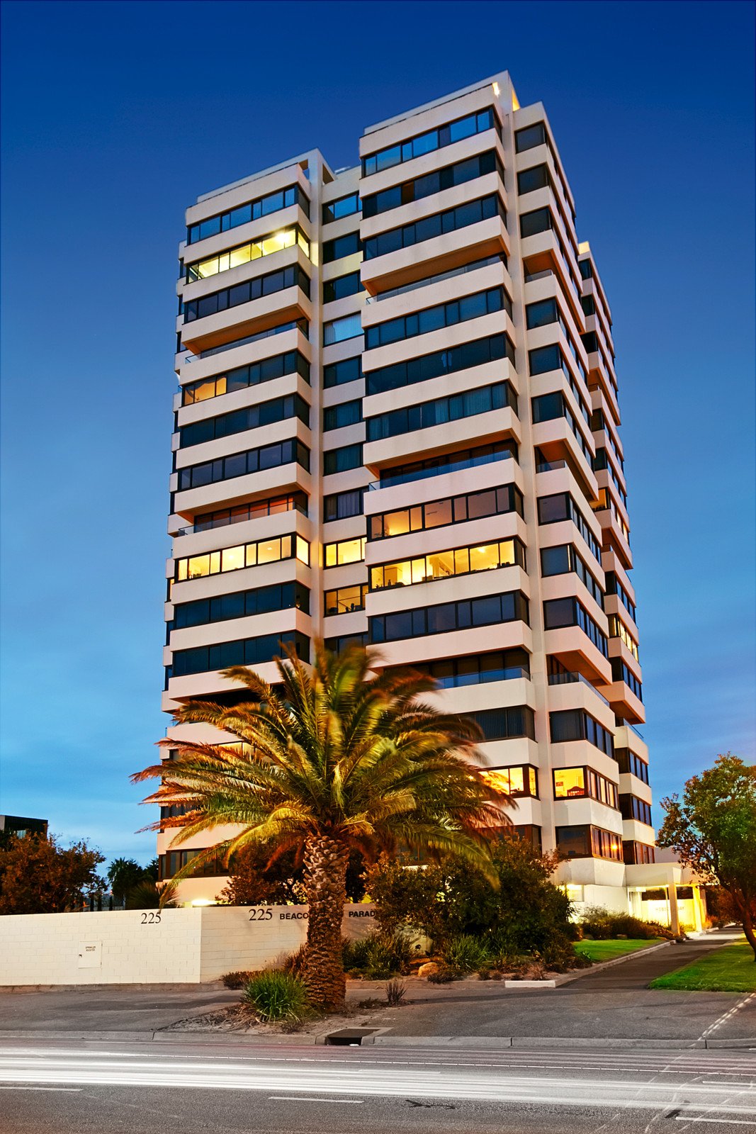 1-225-beaconsfield-parade-middle-park-rt-edgar