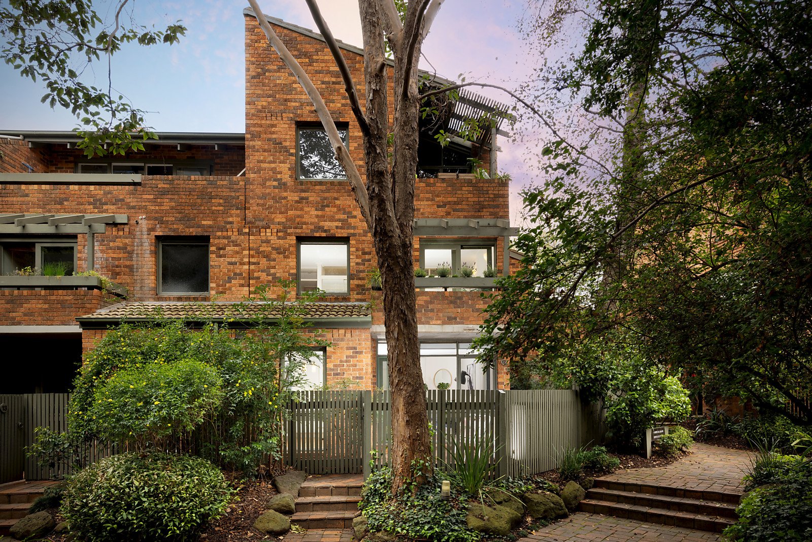 12/406 Cardigan Street, Carlton VIC 3053