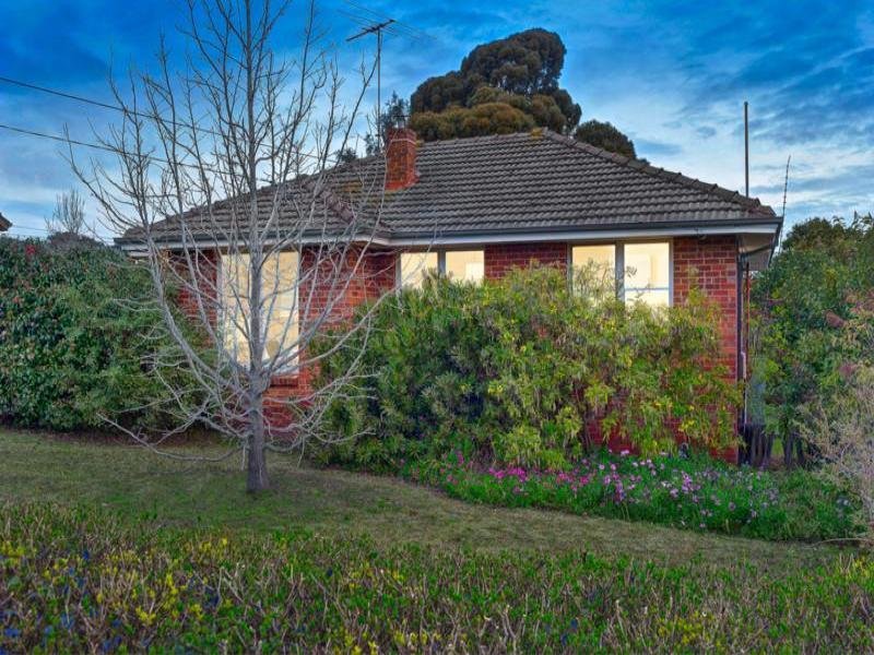 13 Terry Street, HEIDELBERG HEIGHTS VIC 3081