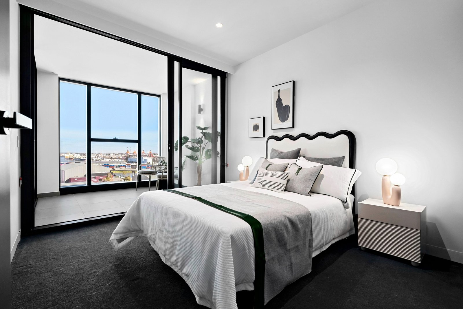 1307/25 Waterfront Way, Docklands, VIC, 3008 | RT Edgar