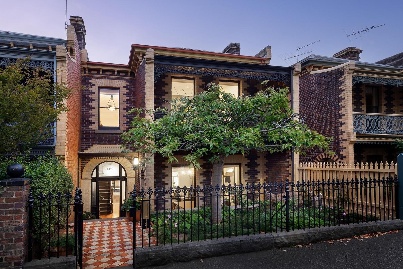 147 Park Drive, Parkville VIC 3052