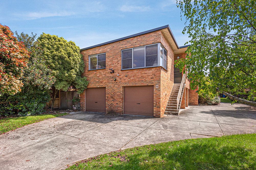 1/5 Westbrook Street, Kew East VIC 3102
