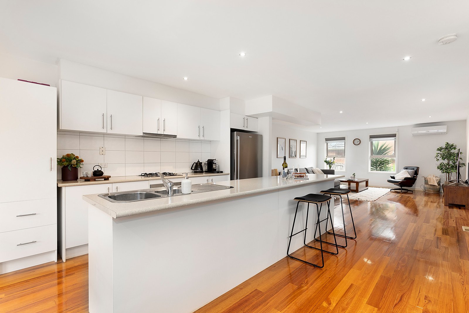 1/50 Railway Parade, Pascoe Vale VIC 3044