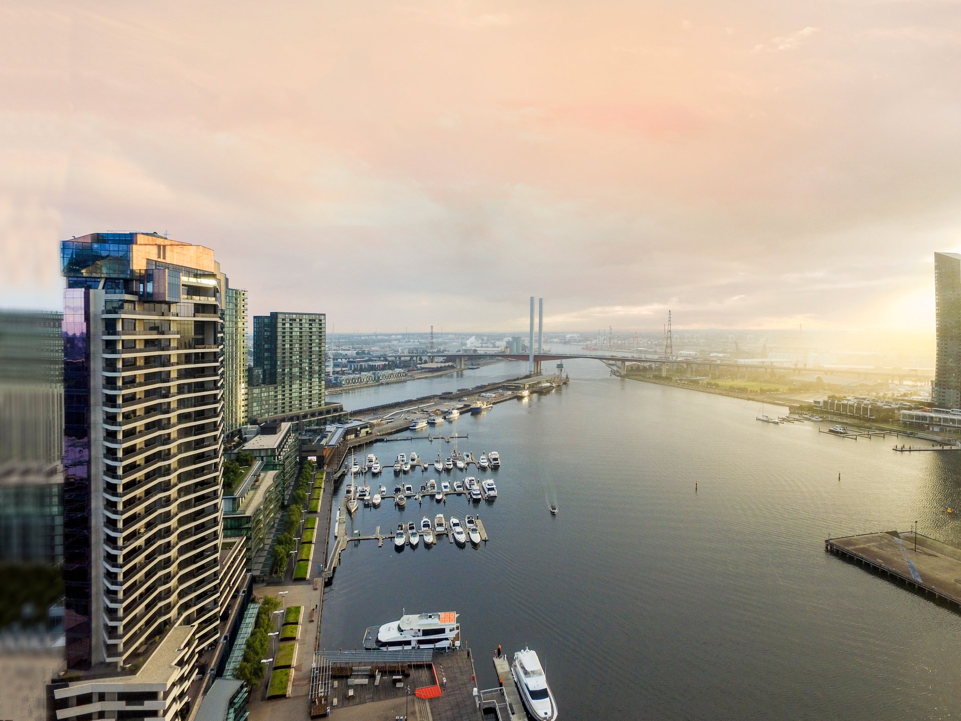 154/55 Victoria Harbour Promenade, Docklands VIC 3008
