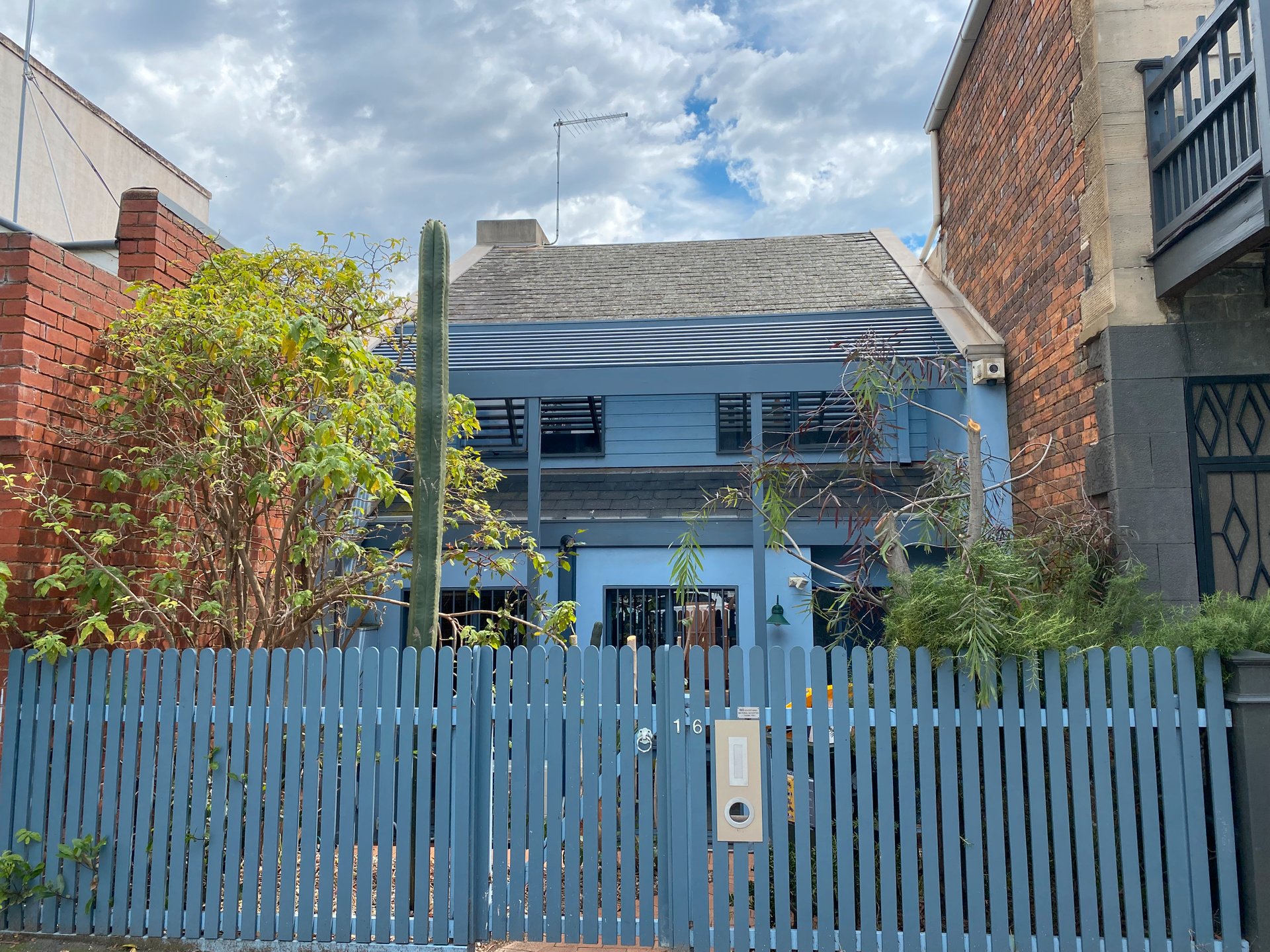 16 Murchison Street, CARLTON VIC 3053